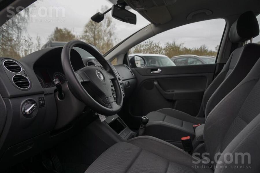 Zils Volkswagen Golf Plus 2005 Rīga, ar dzinēja tilpumu 2.00 L un nobraukumu 292 tūkst. km par 2990 €, foto 17 vietnē AUTOMOTO.COM.LV