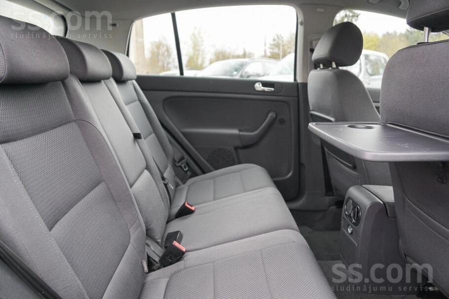 Zils Volkswagen Golf Plus 2005 Rīga, ar dzinēja tilpumu 2.00 L un nobraukumu 292 tūkst. km par 2990 €, foto 18 vietnē AUTOMOTO.COM.LV