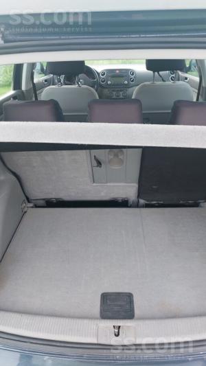 Zils Volkswagen Golf Plus 2005 Limbaži, ar dzinēja tilpumu 2.00 L un nobraukumu 325 tūkst. km par 1350 €, foto 6 vietnē AUTOMOTO.COM.LV