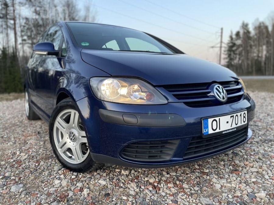 Zils Volkswagen Golf Plus 2005 Cēsis, ar dzinēja tilpumu 1.60 L un nobraukumu 0 tūkst. km par 3450 €, foto 6 vietnē AUTOMOTO.COM.LV