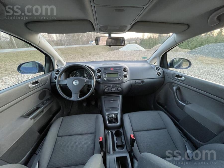 Zils Volkswagen Golf Plus 2005 Cēsis, ar dzinēja tilpumu 1.60 L un nobraukumu 0 tūkst. km par 3450 €, foto 10 vietnē AUTOMOTO.COM.LV