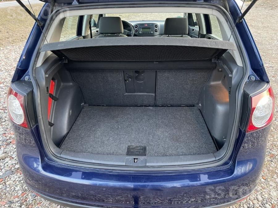 Zils Volkswagen Golf Plus 2005 Cēsis, ar dzinēja tilpumu 1.60 L un nobraukumu 0 tūkst. km par 3450 €, foto 13 vietnē AUTOMOTO.COM.LV
