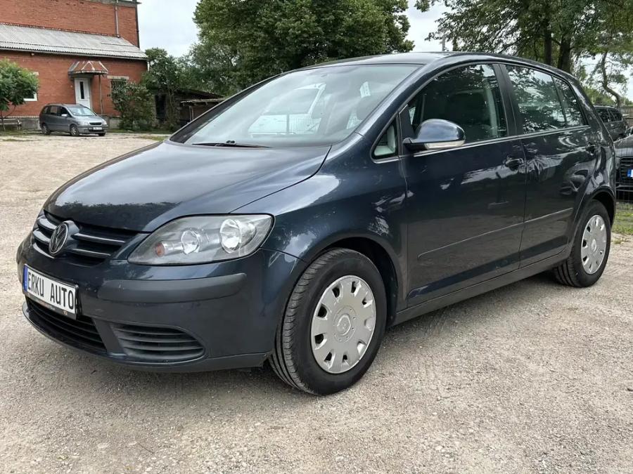Blue Volkswagen Golf Plus 2005 in Grobiņa, with an engine capacity of 1.40 L and mileage of 235 thousand km for 2500 €, photo 1 on AUTOMOTO.COM.LV