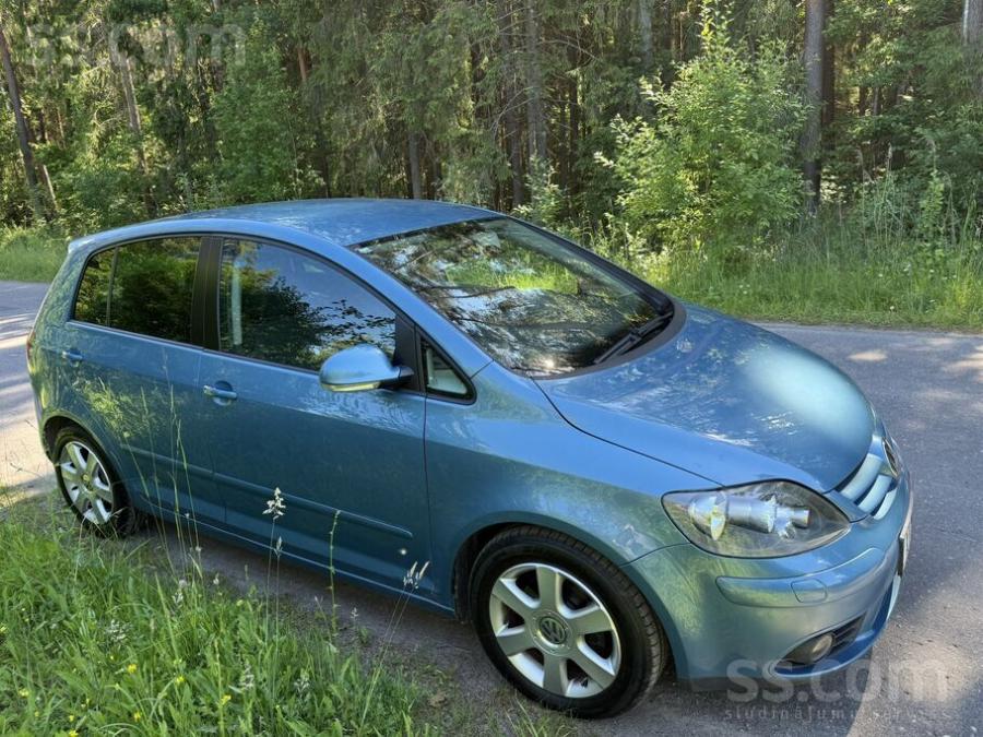 Zils Volkswagen Golf Plus 2005 Jelgava, ar dzinēja tilpumu 2.00 L un nobraukumu 247 tūkst. km par 2990 €, foto 9 vietnē AUTOMOTO.COM.LV
