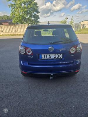 Blue Volkswagen Golf Plus 2005 in Radviliskis, with an engine capacity of 1.90 L and mileage of 320 thousand km for 1750 €, photo 3 on AUTOMOTO.COM.LV