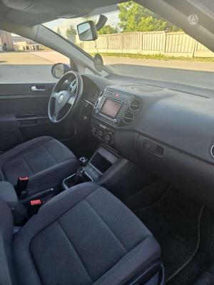 Blue Volkswagen Golf Plus 2005 in Radviliskis, with an engine capacity of 1.90 L and mileage of 320 thousand km for 1750 €, photo 10 on AUTOMOTO.COM.LV