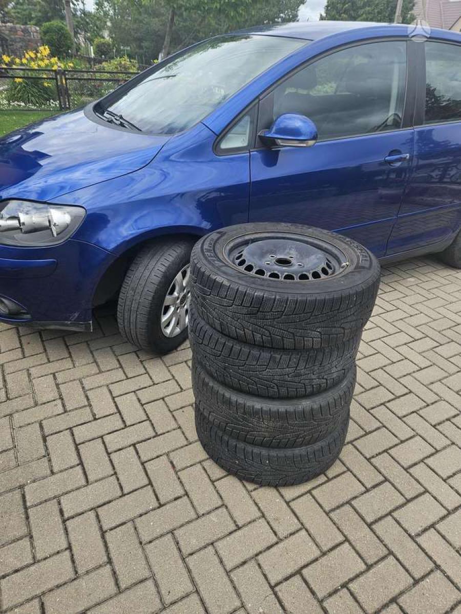 Blue Volkswagen Golf Plus 2005 in Radviliskis, with an engine capacity of 1.90 L and mileage of 320 thousand km for 1750 €, photo 13 on AUTOMOTO.COM.LV