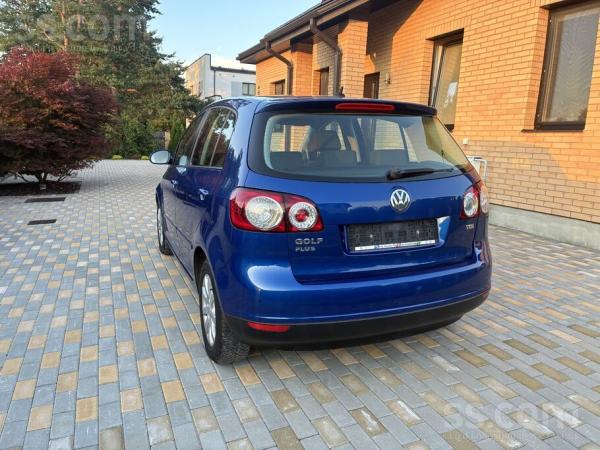 Blue Volkswagen Golf Plus 2005 in Riga, with an engine capacity of 1.90 L and mileage of 0 thousand km for 3950 €, photo 9 on AUTOMOTO.COM.LV