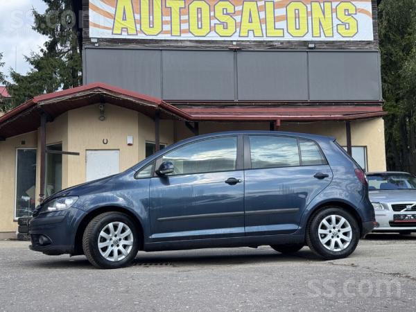 Zils Volkswagen Golf Plus 2005 Rīga, ar dzinēja tilpumu 1.60 L un nobraukumu 210 tūkst. km par 3350 €, foto 1 vietnē AUTOMOTO.COM.LV