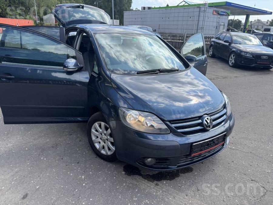 Zils Volkswagen Golf Plus 2005 Rīga, ar dzinēja tilpumu 1.60 L un nobraukumu 210 tūkst. km par 3350 €, foto 8 vietnē AUTOMOTO.COM.LV
