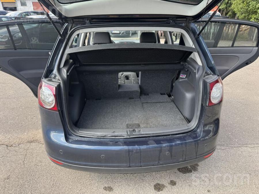 Zils Volkswagen Golf Plus 2005 Rīga, ar dzinēja tilpumu 1.60 L un nobraukumu 210 tūkst. km par 3350 €, foto 15 vietnē AUTOMOTO.COM.LV