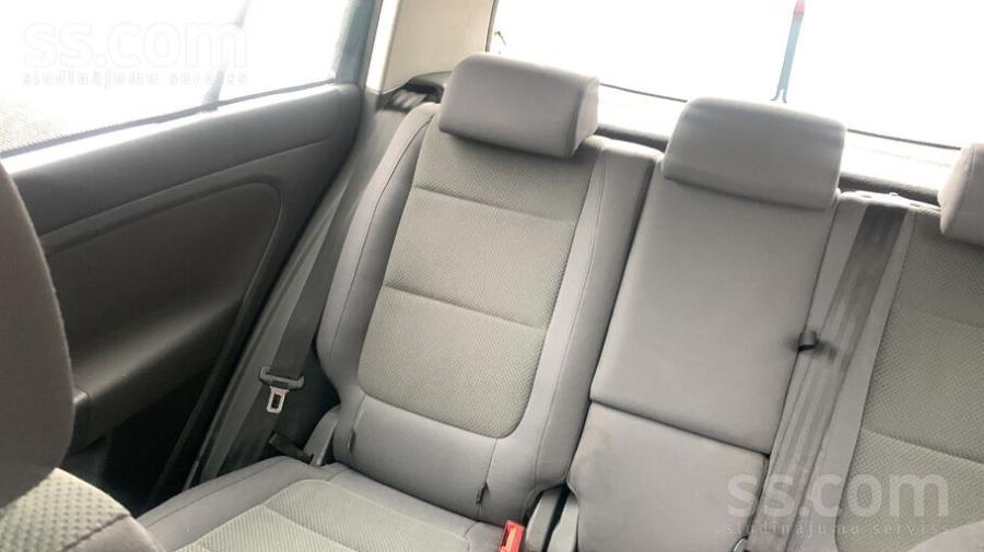 Zils Volkswagen Golf Plus 2005 Rīga, ar dzinēja tilpumu 1.60 L un nobraukumu 210 tūkst. km par 3350 €, foto 16 vietnē AUTOMOTO.COM.LV