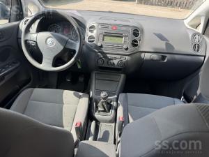Zils Volkswagen Golf Plus 2005 Rīga, ar dzinēja tilpumu 1.60 L un nobraukumu 210 tūkst. km par 3350 €, foto 28 vietnē AUTOMOTO.COM.LV