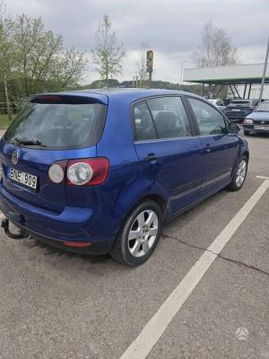 Zils Volkswagen Golf Plus 2005 Viļņa, ar dzinēja tilpumu 1.60 L un nobraukumu 190 tūkst. km par 1350 €, foto  vietnē AUTOMOTO.COM.LV