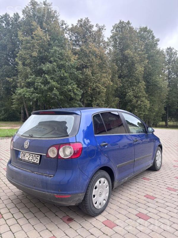 Blue Volkswagen Golf Plus 2005 in Aizkraukle, with an engine capacity of 2.00 L and mileage of 398 thousand km for 1850 €, photo 5 on AUTOMOTO.COM.LV