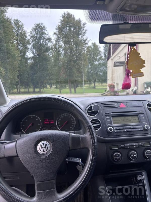 Blue Volkswagen Golf Plus 2005 in Aizkraukle, with an engine capacity of 2.00 L and mileage of 398 thousand km for 1850 €, photo 8 on AUTOMOTO.COM.LV