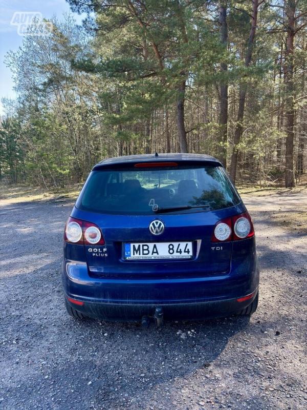 Zils Volkswagen Golf Plus 2006 Jurbarkas, ar dzinēja tilpumu 1.90 L un nobraukumu 335 tūkst. km par 1600 €, foto 8 vietnē AUTOMOTO.COM.LV