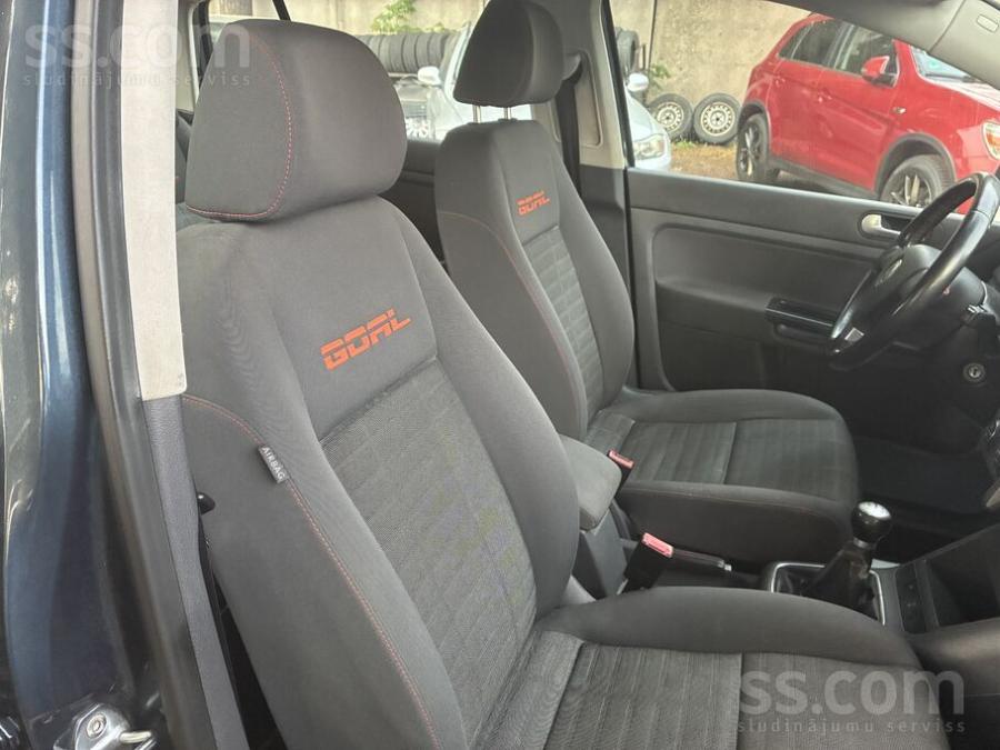 Zils Volkswagen Golf Plus 2006 Rīga, ar dzinēja tilpumu 1.90 L un nobraukumu 0 tūkst. km par 1950 €, foto 15 vietnē AUTOMOTO.COM.LV