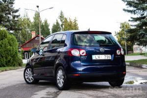 Zils Volkswagen Golf Plus 2006 Preiļi, ar dzinēja tilpumu 2.00 L un nobraukumu 329 tūkst. km par 1850 €, foto 4 vietnē AUTOMOTO.COM.LV