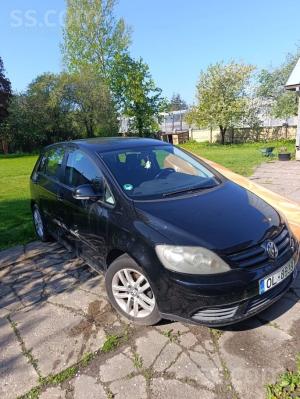 Zils Volkswagen Golf Plus 2006 Rīga, ar dzinēja tilpumu 1.90 L un nobraukumu 272 tūkst. km par 1500 €, foto  vietnē AUTOMOTO.COM.LV