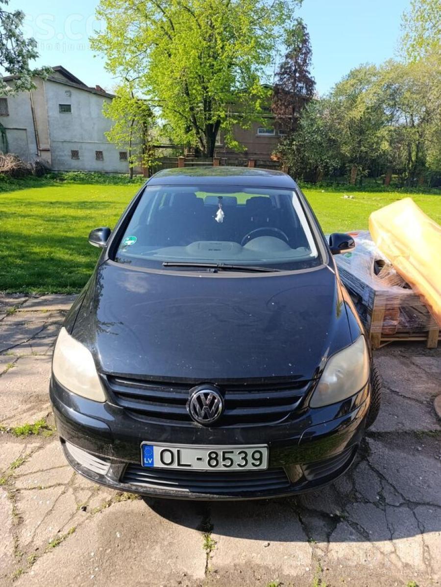 Zils Volkswagen Golf Plus 2006 Rīga, ar dzinēja tilpumu 1.90 L un nobraukumu 272 tūkst. km par 1500 €, foto 12 vietnē AUTOMOTO.COM.LV