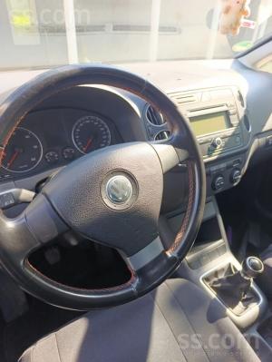 Zils Volkswagen Golf Plus 2006 Rīga, ar dzinēja tilpumu 1.90 L un nobraukumu 272 tūkst. km par 1500 €, foto 13 vietnē AUTOMOTO.COM.LV