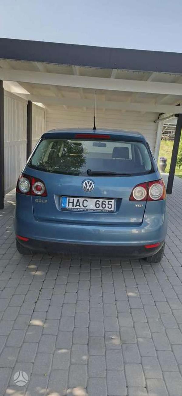 Blue Volkswagen Golf Plus 2006 in Kretinga, with an engine capacity of 1.90 L and mileage of 199 thousand km for 2100 €, photo 1 on AUTOMOTO.COM.LV