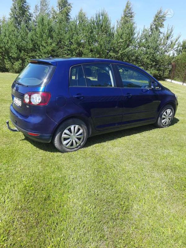Blue Volkswagen Golf Plus 2006 in Klaipeda, with an engine capacity of 1.60 L and mileage of 181 thousand km for 1600 €, photo 4 on AUTOMOTO.COM.LV