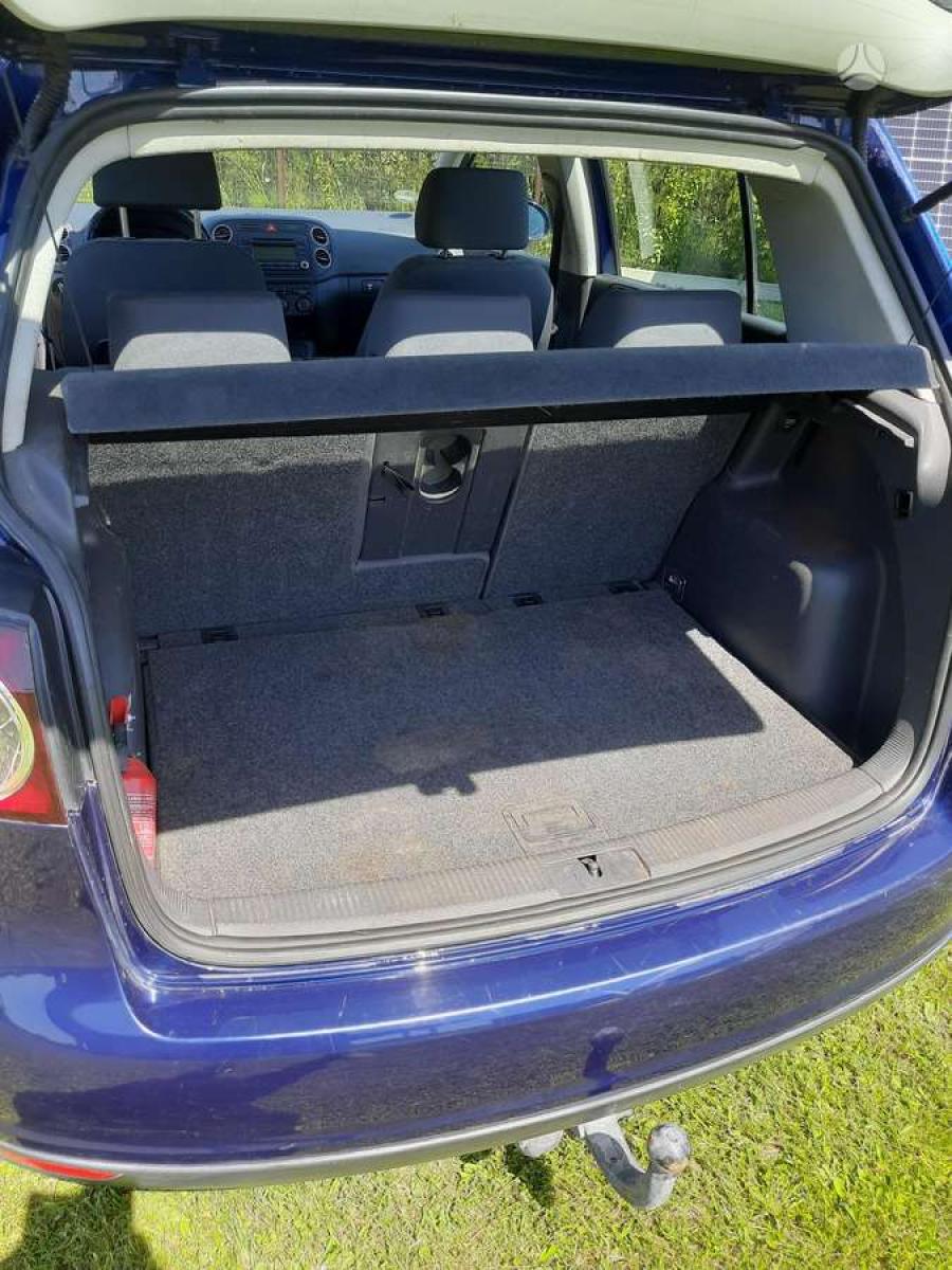 Zils Volkswagen Golf Plus 2006 Klaipėda, ar dzinēja tilpumu 1.60 L un nobraukumu 181 tūkst. km par 1600 €, foto 14 vietnē AUTOMOTO.COM.LV