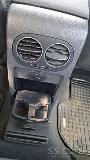 Blue Volkswagen Golf Plus 2006 in Daugavpils, with an engine capacity of 1.90 L and mileage of 329 thousand km for 1650 €, photo 20 on AUTOMOTO.COM.LV
