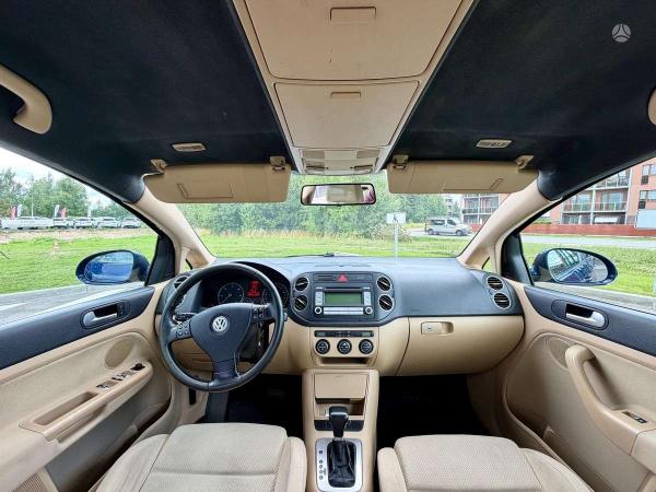 Blue Volkswagen Golf Plus 2006 in Vilnius, with an engine capacity of 1.90 L and mileage of 350 thousand km for 2600 €, photo 7 on AUTOMOTO.COM.LV