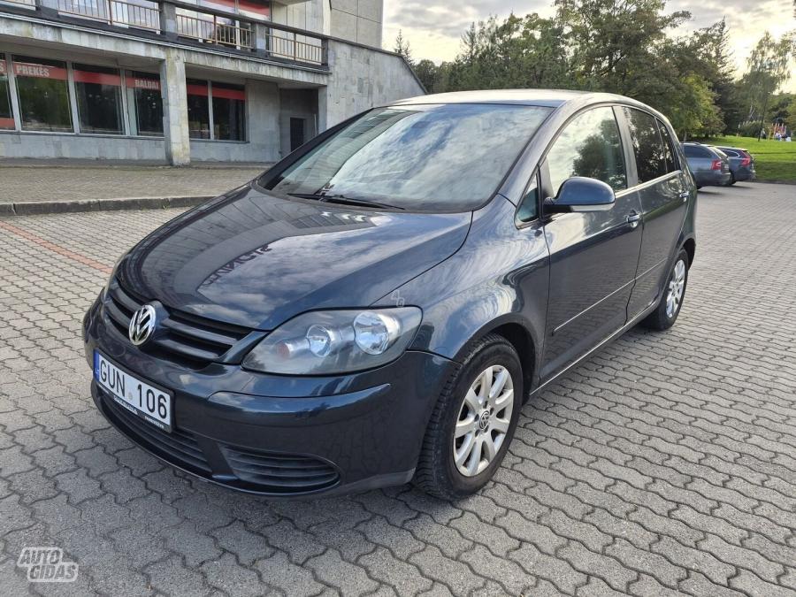 Zils Volkswagen Golf Plus 2006 Alīta, ar dzinēja tilpumu 1.90 L un nobraukumu 368 tūkst. km par 1850 €, foto 1 vietnē AUTOMOTO.COM.LV