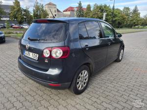 Zils Volkswagen Golf Plus 2006 Alīta, ar dzinēja tilpumu 1.90 L un nobraukumu 368 tūkst. km par 1850 €, foto 5 vietnē AUTOMOTO.COM.LV