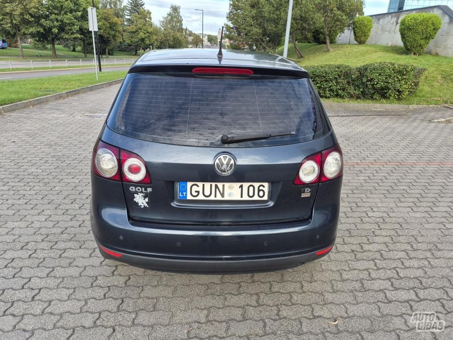 Zils Volkswagen Golf Plus 2006 Alīta, ar dzinēja tilpumu 1.90 L un nobraukumu 368 tūkst. km par 1850 €, foto 6 vietnē AUTOMOTO.COM.LV