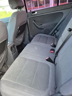 Zils Volkswagen Golf Plus 2006 Alīta, ar dzinēja tilpumu 1.90 L un nobraukumu 368 tūkst. km par 1850 €, foto 9 vietnē AUTOMOTO.COM.LV