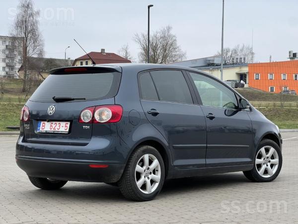 Zils Volkswagen Golf Plus 2007 Rēzekne, ar dzinēja tilpumu 1.90 L un nobraukumu 0 tūkst. km par 6850 €, foto 3 vietnē AUTOMOTO.COM.LV
