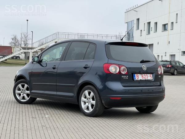 Zils Volkswagen Golf Plus 2007 Rēzekne, ar dzinēja tilpumu 1.90 L un nobraukumu 0 tūkst. km par 6850 €, foto 4 vietnē AUTOMOTO.COM.LV