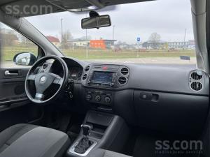 Zils Volkswagen Golf Plus 2007 Rēzekne, ar dzinēja tilpumu 1.90 L un nobraukumu 0 tūkst. km par 2800 €, foto 5 vietnē AUTOMOTO.COM.LV