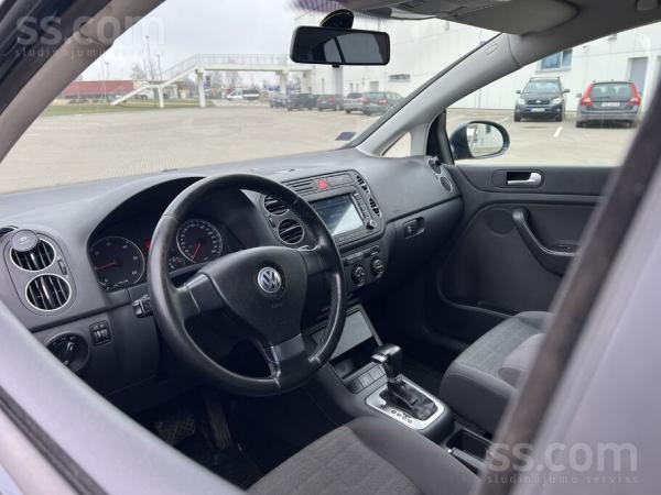 Zils Volkswagen Golf Plus 2007 Rēzekne, ar dzinēja tilpumu 1.90 L un nobraukumu 0 tūkst. km par 6850 €, foto 6 vietnē AUTOMOTO.COM.LV
