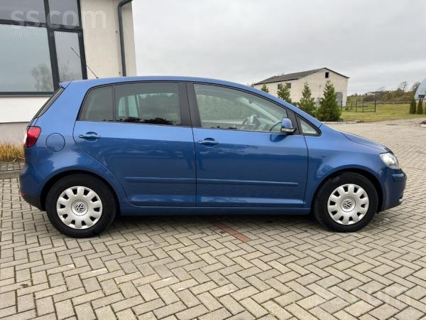 Blue Volkswagen Golf Plus 2007 in Rezekne, with an engine capacity of 1.40 L and mileage of 206 thousand km for 3700 €, photo 5 on AUTOMOTO.COM.LV