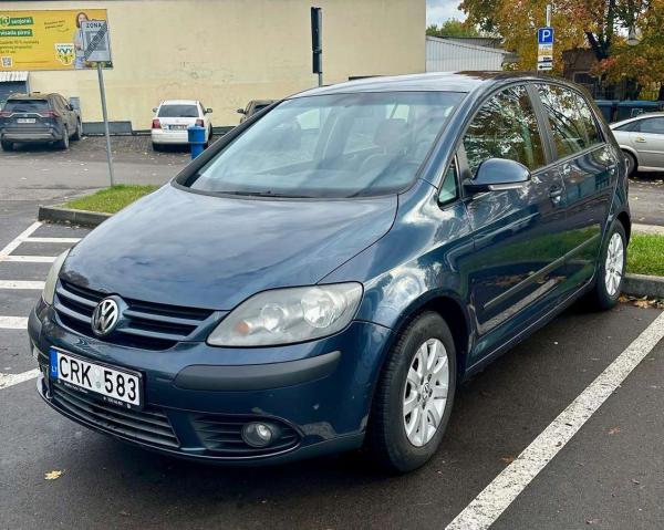 Zils Volkswagen Golf Plus 2007 Viļņa, ar dzinēja tilpumu 1.60 L un nobraukumu 117 tūkst. km par 2700 €, foto 1 vietnē AUTOMOTO.COM.LV