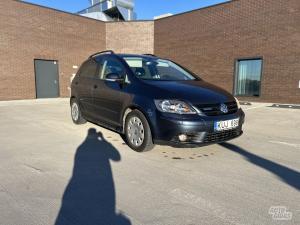Blue Volkswagen Golf Plus 2007 in Vilnius, with an engine capacity of 1.90 L and mileage of 233 thousand km for 2350 €, photo 2 on AUTOMOTO.COM.LV