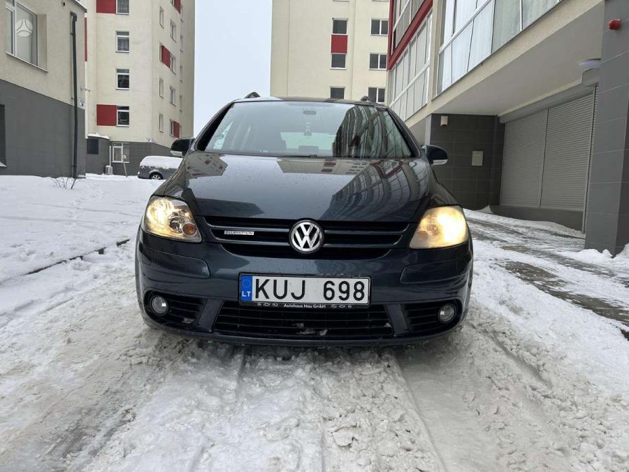 Zils Volkswagen Golf Plus 2007 Jonava, ar dzinēja tilpumu 1.90 L un nobraukumu 232 tūkst. km par 2200 €, foto 2 vietnē AUTOMOTO.COM.LV