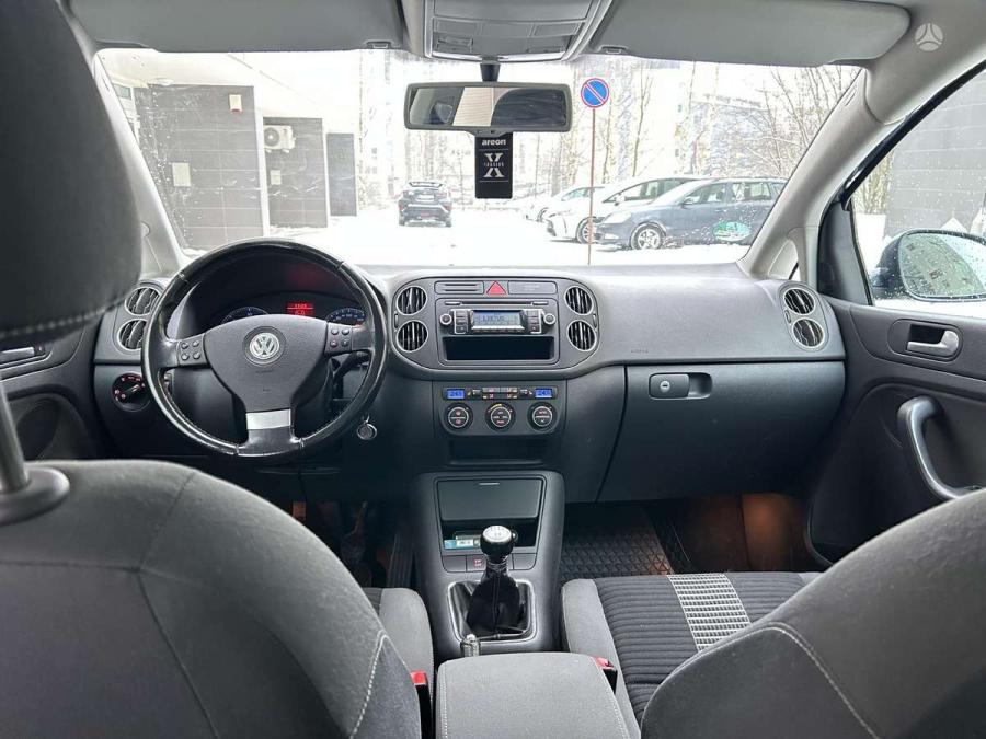 Zils Volkswagen Golf Plus 2007 Jonava, ar dzinēja tilpumu 1.90 L un nobraukumu 232 tūkst. km par 2200 €, foto 11 vietnē AUTOMOTO.COM.LV