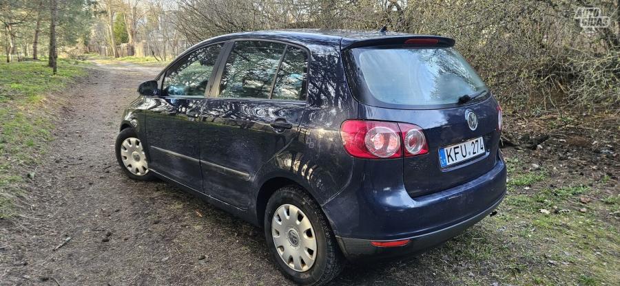 Zils Volkswagen Golf Plus 2007 Kauņa, ar dzinēja tilpumu 1.90 L un nobraukumu 296 tūkst. km par 890 €, foto 7 vietnē AUTOMOTO.COM.LV