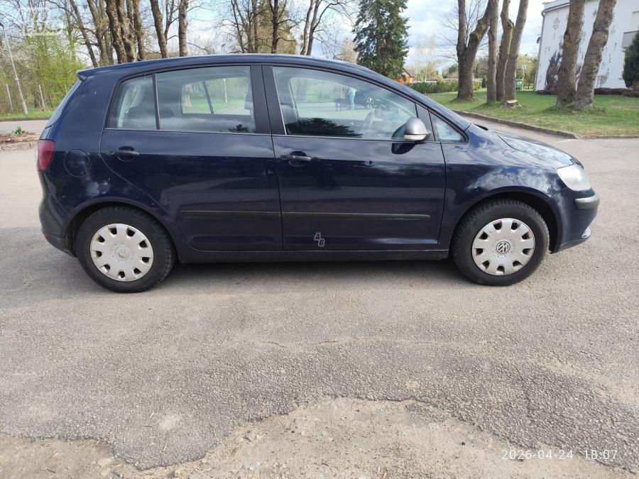 Zils Volkswagen Golf Plus 2007 Kauņa, ar dzinēja tilpumu 1.90 L un nobraukumu 295 tūkst. km par 1950 €, foto 6 vietnē AUTOMOTO.COM.LV