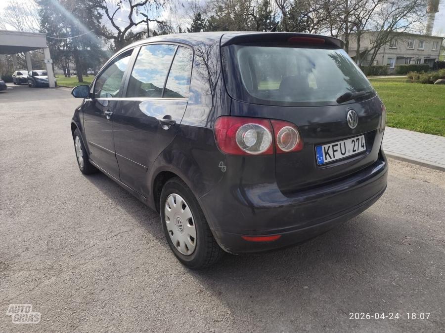 Zils Volkswagen Golf Plus 2007 Kauņa, ar dzinēja tilpumu 1.90 L un nobraukumu 295 tūkst. km par 1950 €, foto 7 vietnē AUTOMOTO.COM.LV