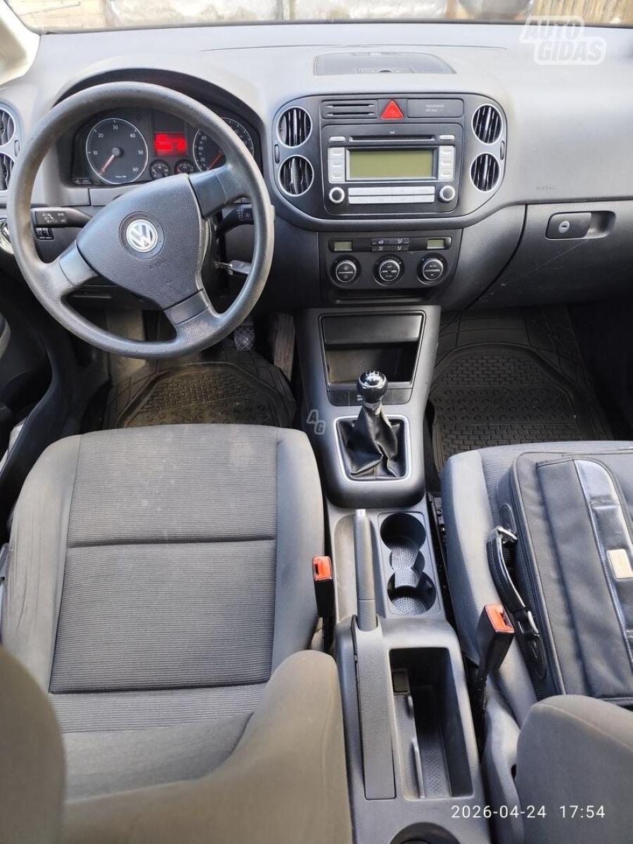 Zils Volkswagen Golf Plus 2007 Kauņa, ar dzinēja tilpumu 1.90 L un nobraukumu 295 tūkst. km par 1950 €, foto 10 vietnē AUTOMOTO.COM.LV