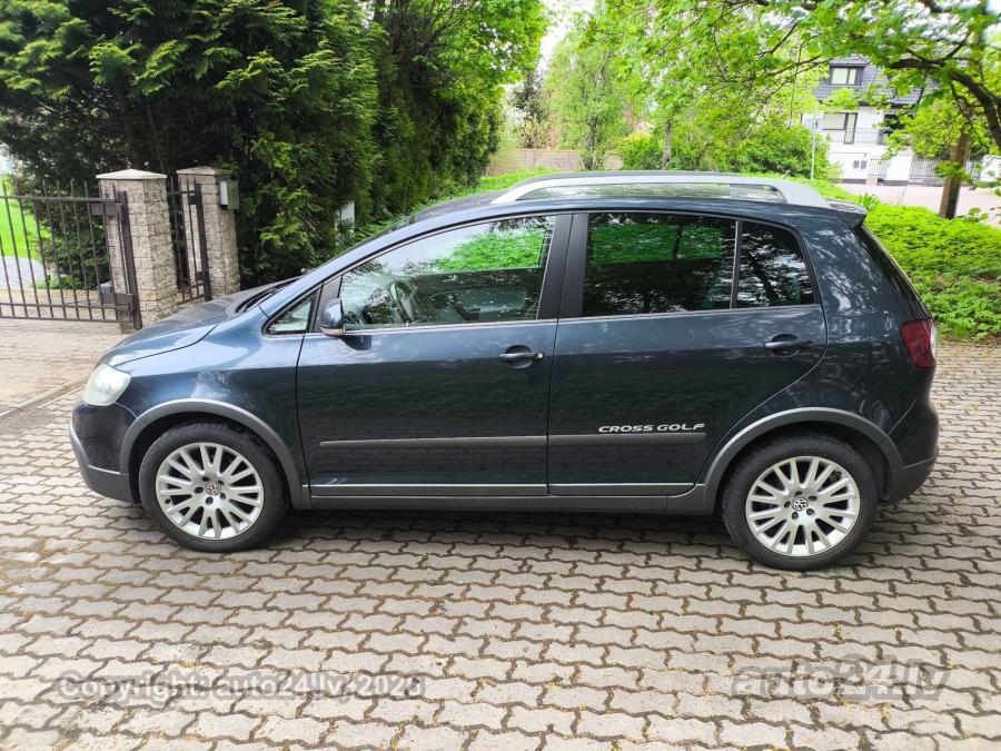 Zils Volkswagen Golf Plus 2007 Tallina, ar dzinēja tilpumu 1.40 L un nobraukumu 240 tūkst. km par 3700 €, foto 3 vietnē AUTOMOTO.COM.LV