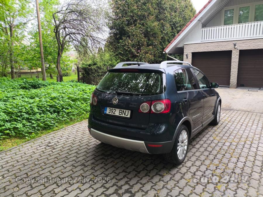 Zils Volkswagen Golf Plus 2007 Tallina, ar dzinēja tilpumu 1.40 L un nobraukumu 240 tūkst. km par 3700 €, foto 6 vietnē AUTOMOTO.COM.LV